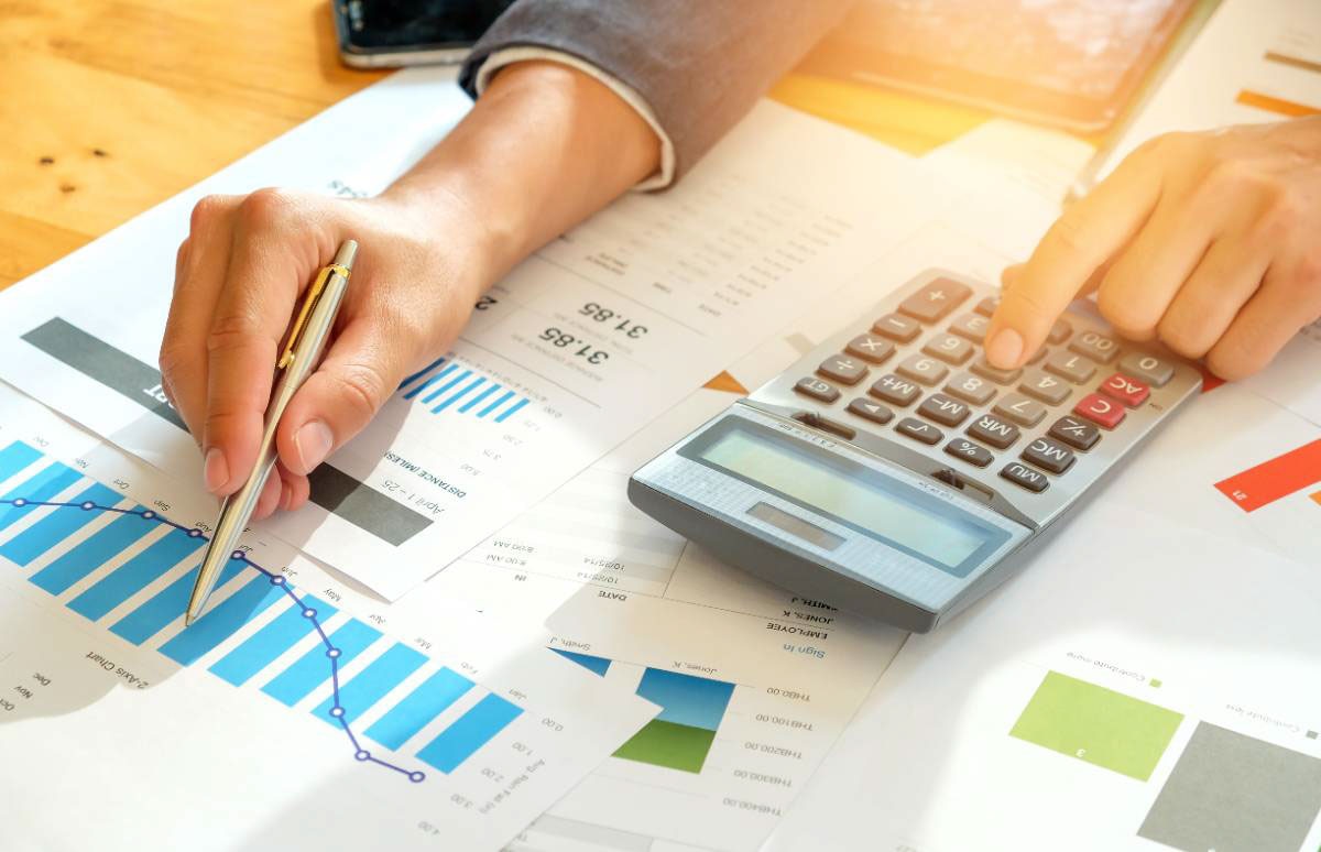 ¿Qué es un actuario de seguros? | ECI Seguros